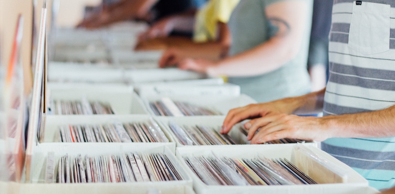 Data Discovery Platforms and Their Open Source Solutions